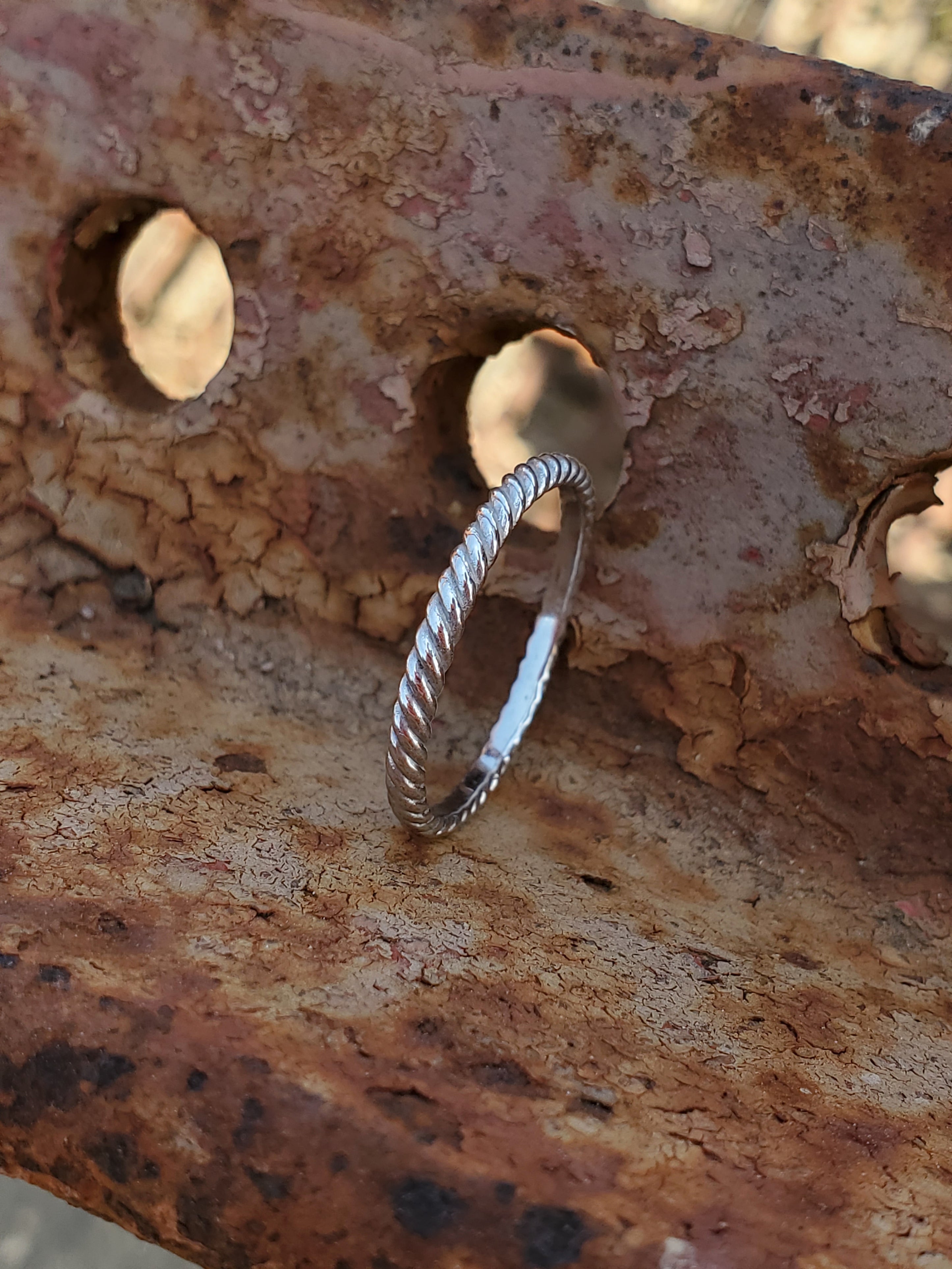 The Bowen: 10K White Gold Western Rope Ring, Western Wedding Ring, Cow ...