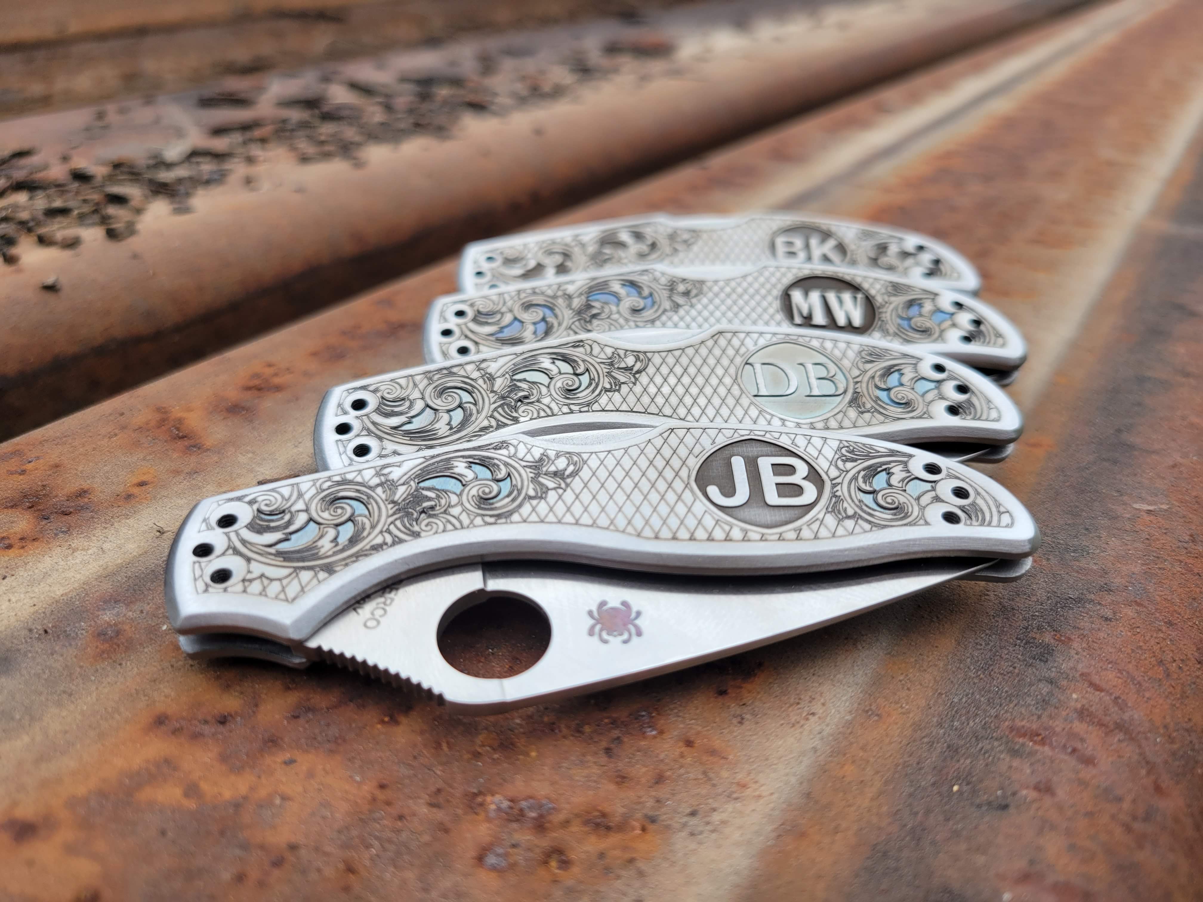 Personalized Spyderco knife, Engraved Knife with Custom Initials, Pers ...